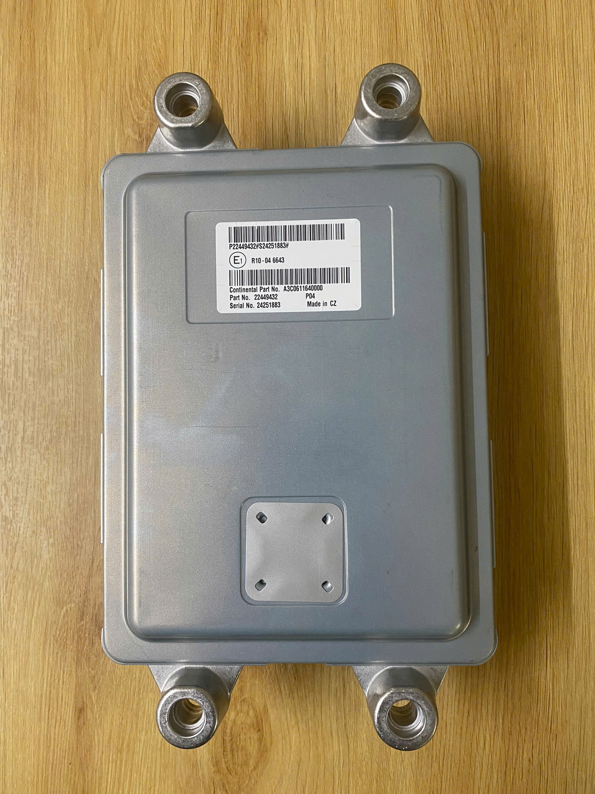 Bộ điều khiển động cơ diesel Volvo Penta (22449432) – Volvo Penta Vietnam